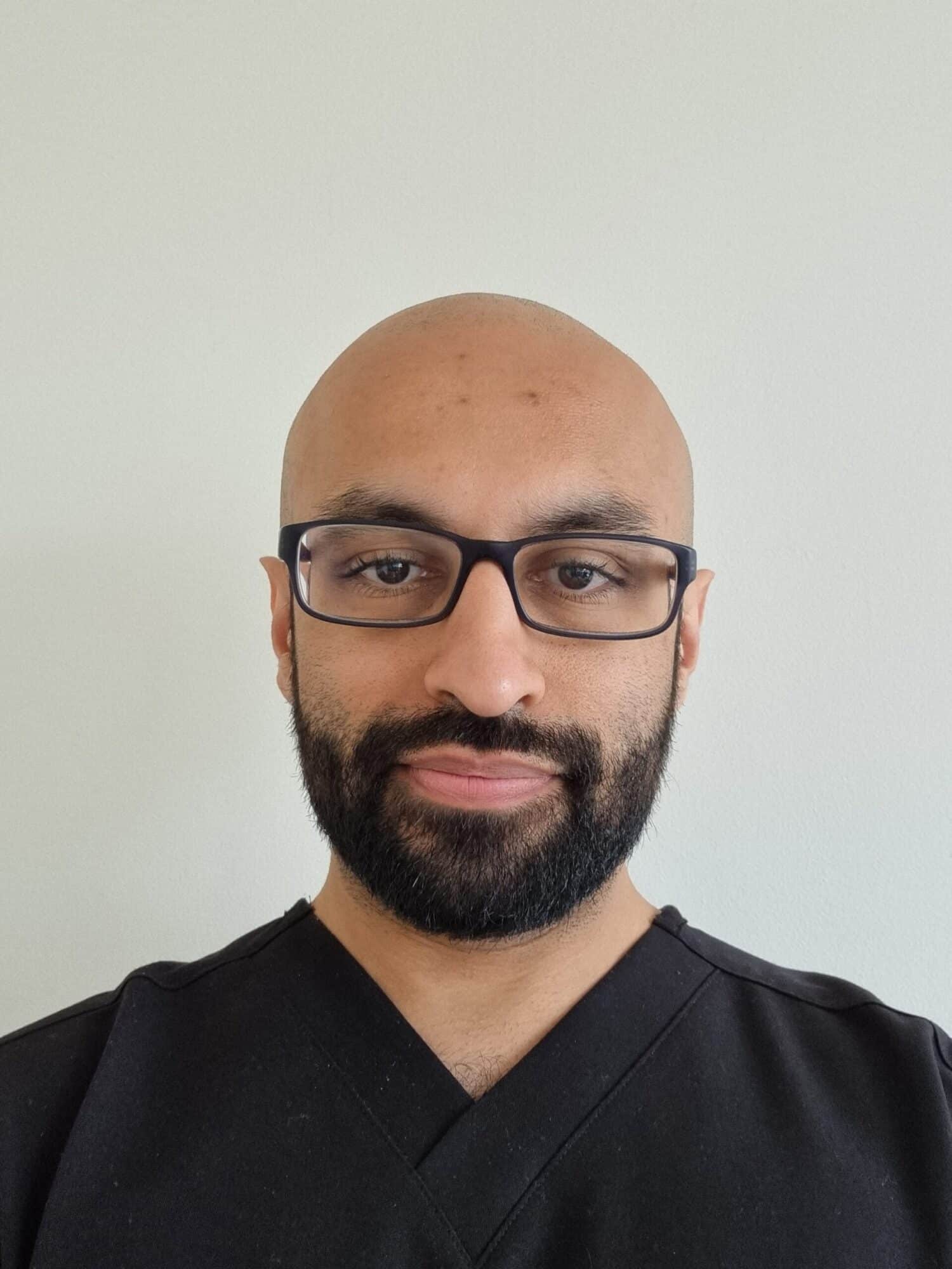 Dr Jitesh Patel - Smile Cliniq